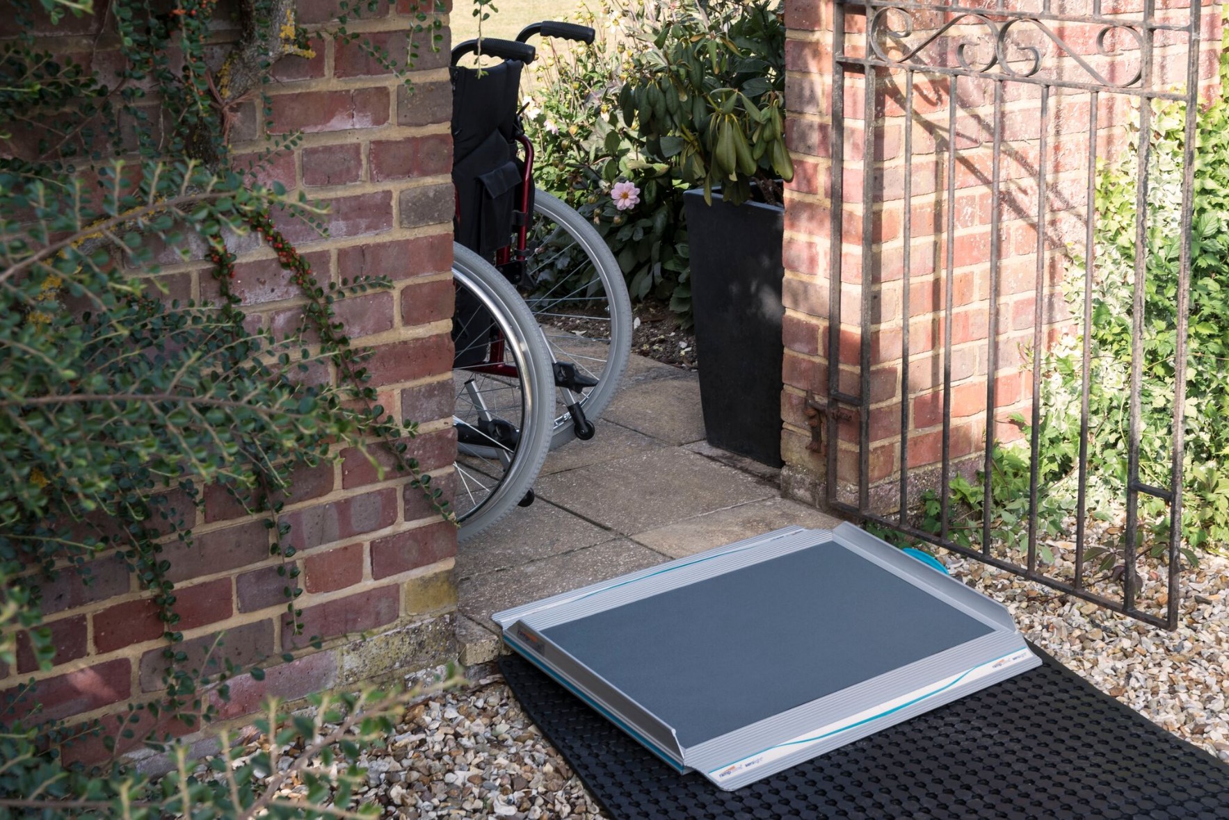 Rollout Trackway Patio - Enable Access